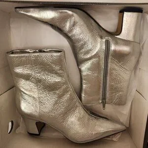 Arezzo | Shoes | Arezzo Silver Jemma Block Booties Leather Nib Size ...